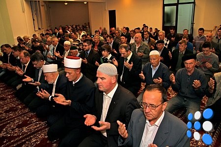 Večeras prva ramazanska teravija, sutra prvi dan posta… – NEON Televizija