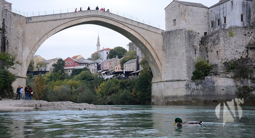 Bolna sjećanja: Prošlo je 25 godina od rušenja Starog mosta – NEON ...