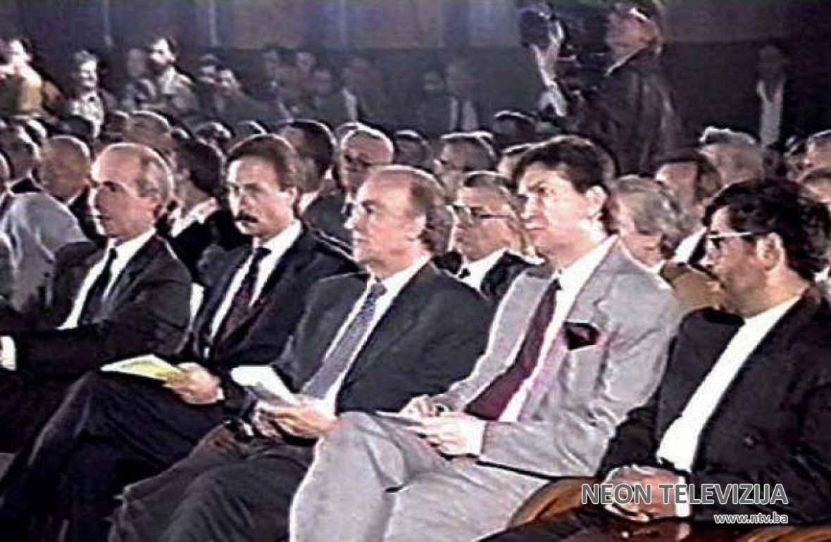 Bošnjački sabor / Navršilo se 27 godina od povratka imena Bošnjaci i ...